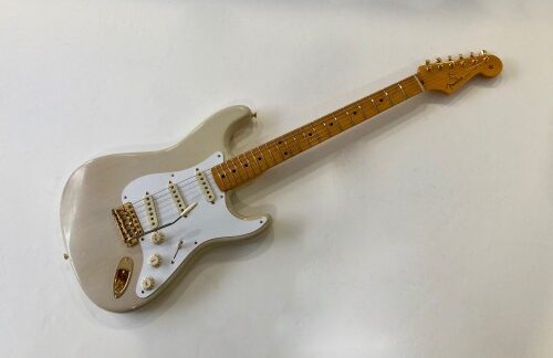 Fender Stratocaster Mary Kaye 2007 – Bass N Guitar